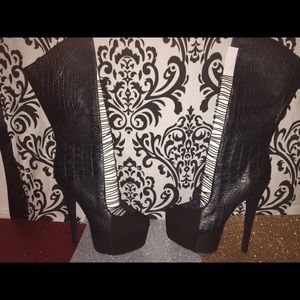 London Trash | Shoes | London Trash Knee High Boots | Poshmark